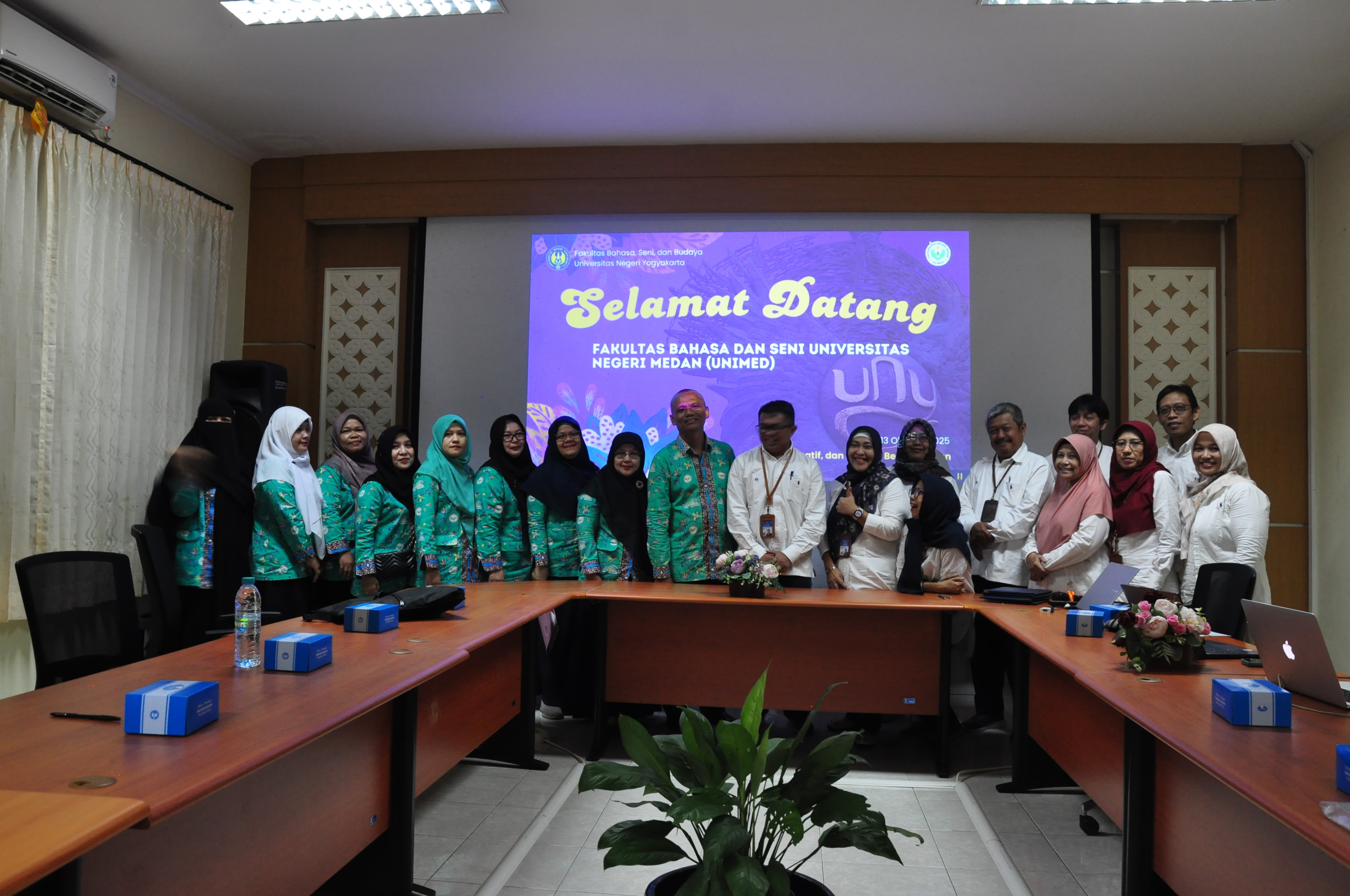 Perkuat Kolaborasi: Kunjungan Fakultas Bahasa dan Seni UNIMED ke FBSB UNY | fbsb.uny.ac.id